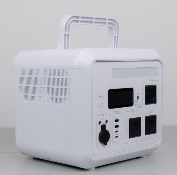 Long-Lasting G-Tech PPS Series Portable Power Supply with LiFePO4 ...